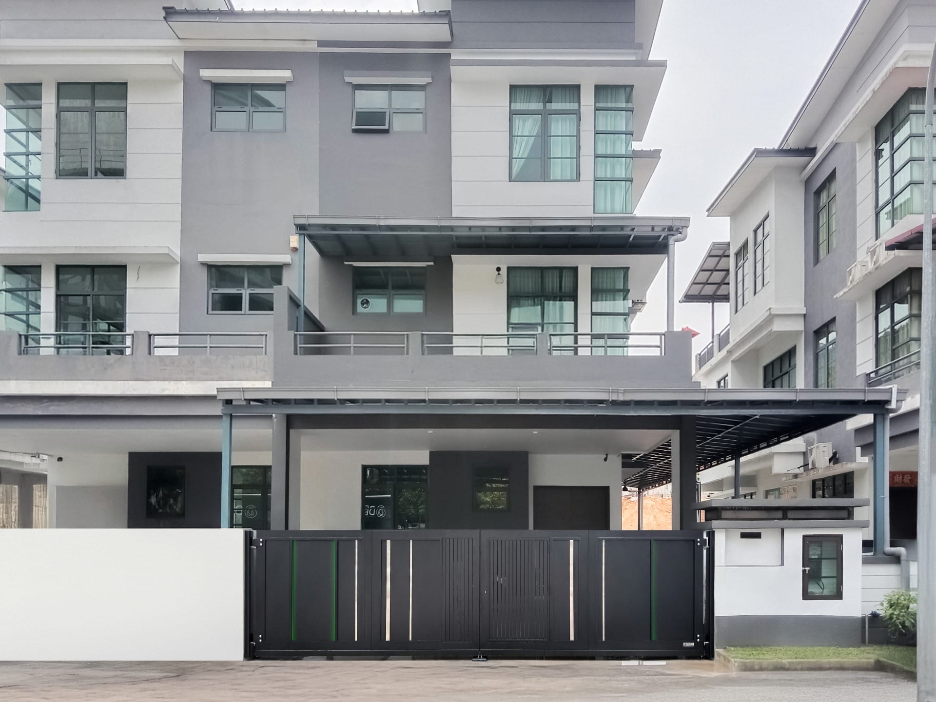 UNIGATE PROLumina 1 | Delux